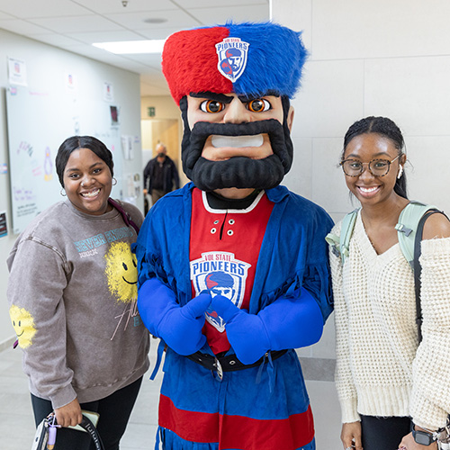 Wanna be in Pictures and Video? | Volunteer State Community College